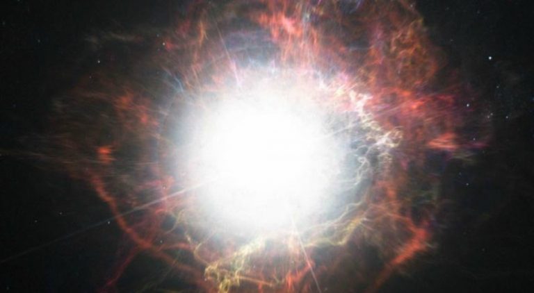 La supernova más brillante: un fenómeno que sorprendió a los científicos